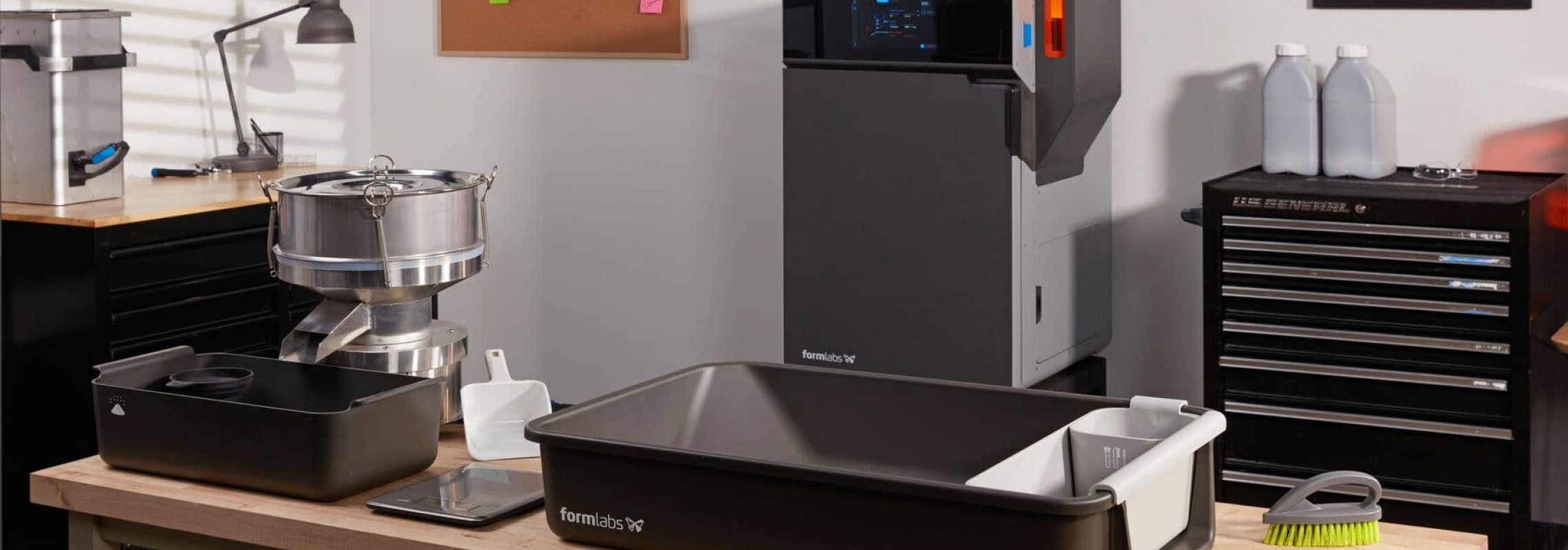 Affordable 3D printing SLS Formlabs
