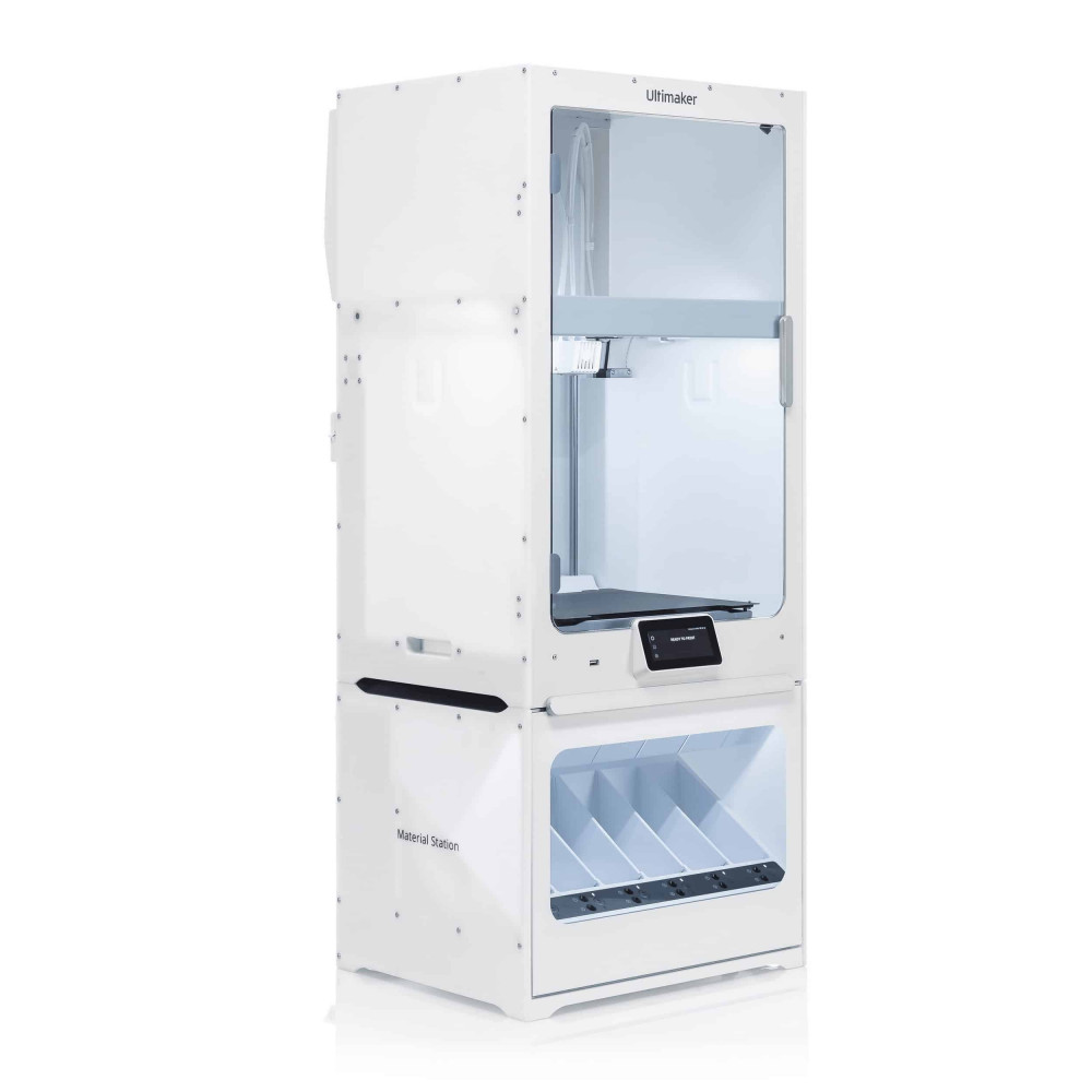 UltiMaker S7 Pro Bundle 3D printer with Material Station