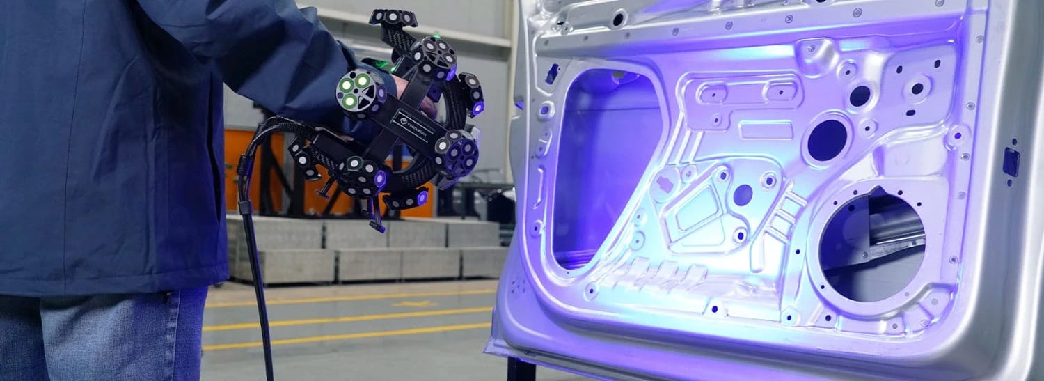 3D scanner Scanology TrackScan Sharp-49 with Scanning Software